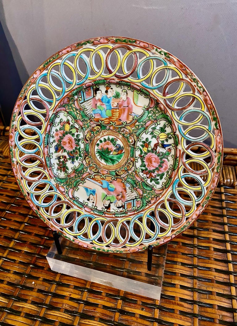 Early Rose Medallion Reticulated Plate For Sale at 1stDibs