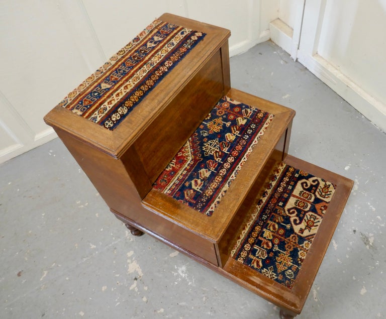 Early Victorian Library Steps on Turned Legs For Sale at 1stDibs