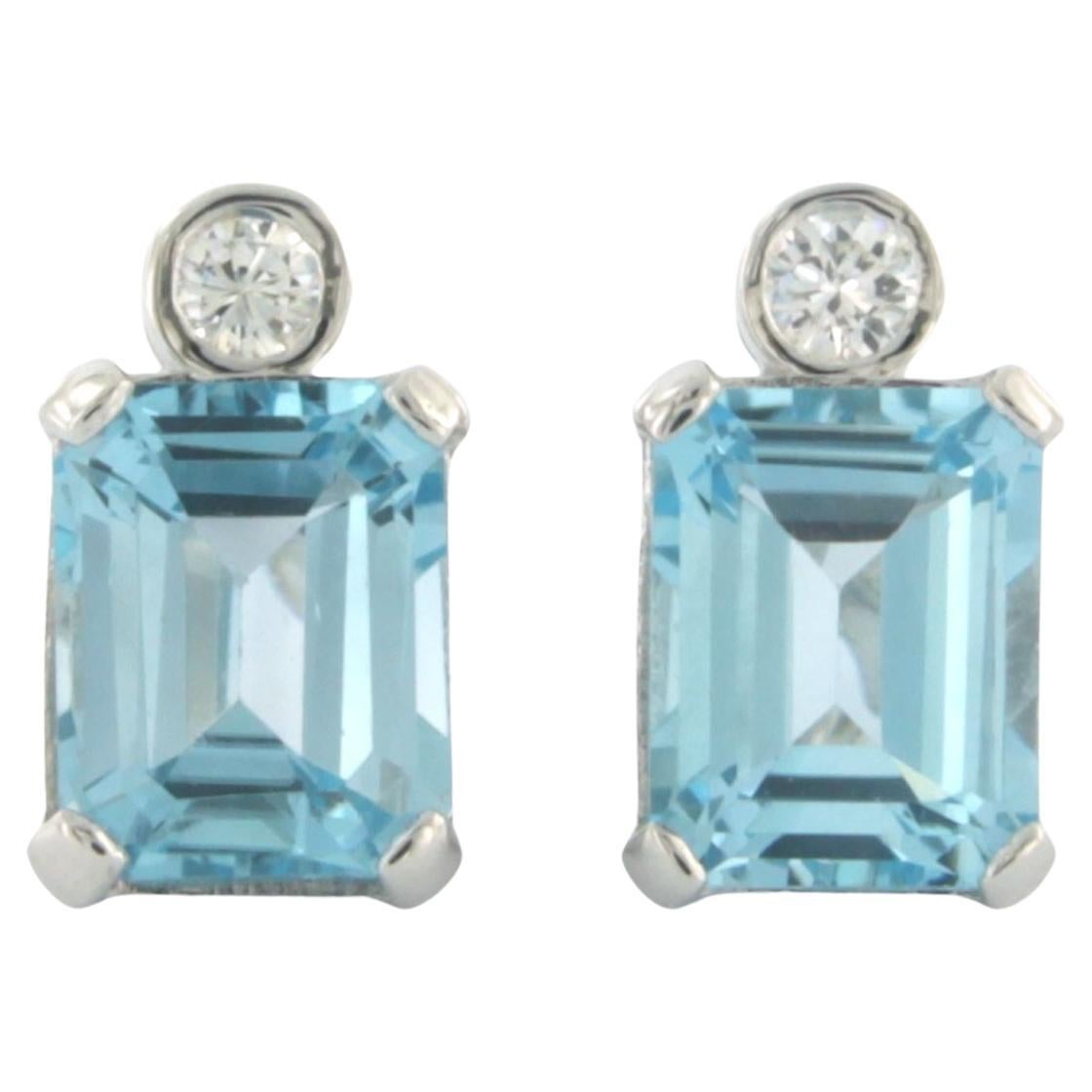 Earrings set with emerald and diamonds 14k white gold For Sale at 1stDibs