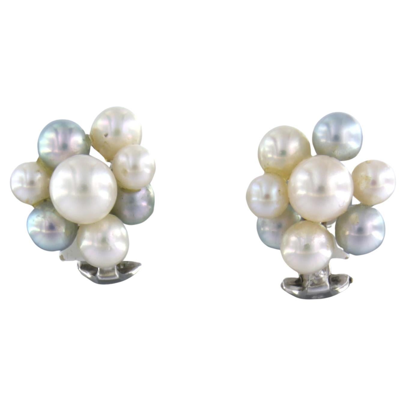 Earrings set with pearls 18k white gold For Sale at 1stDibs