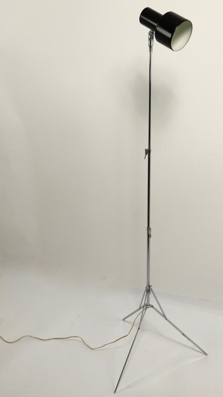 Easel Base Luxo Lamp at 1stDibs | luxo lamp base