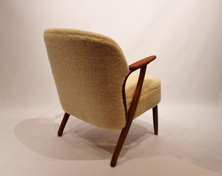 Easy Chair Upholstered in Sheep Wool, Danish Design, 1960s at 1stDibs