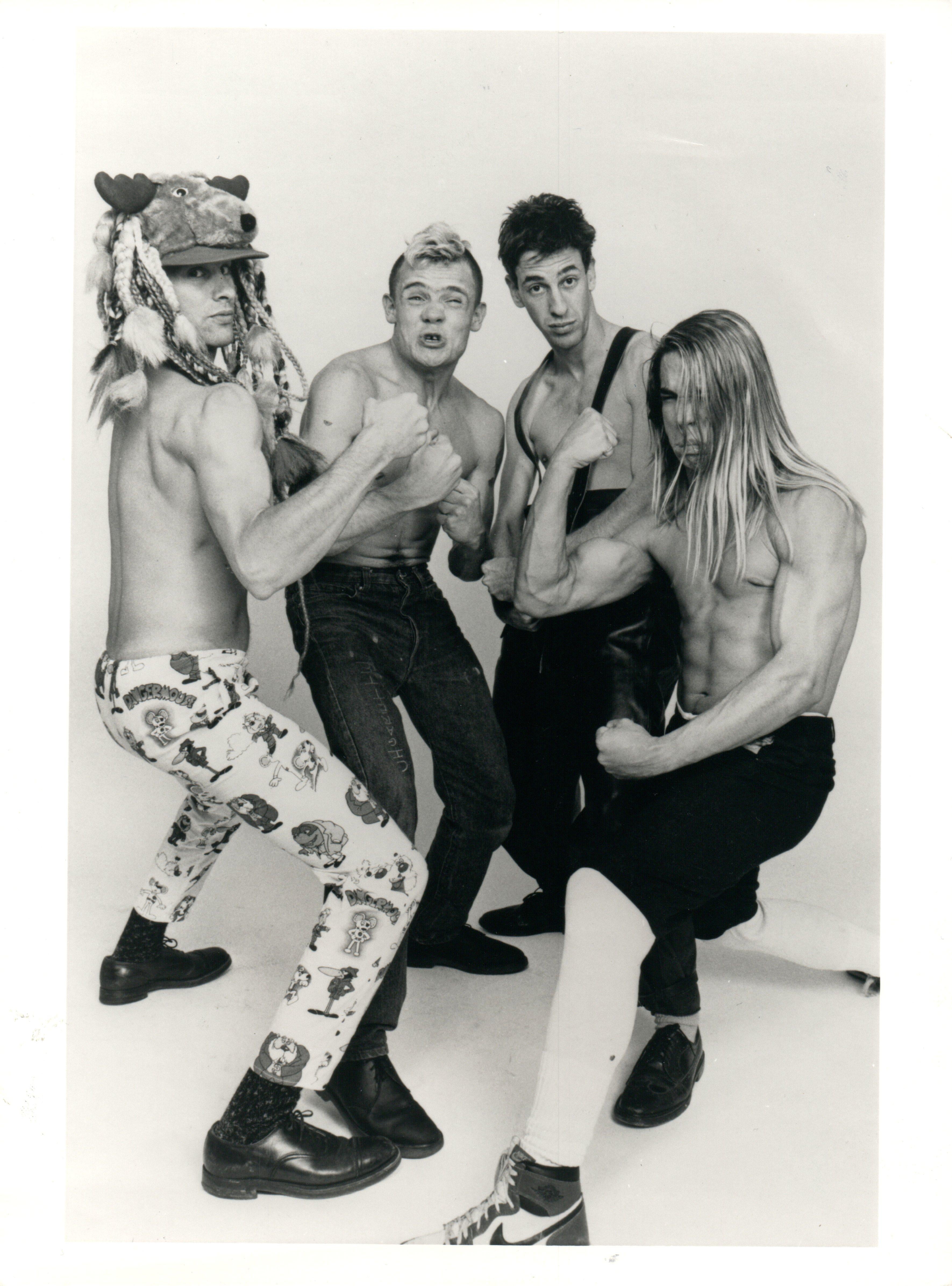 Ebet Roberts The Red Hot Chili Peppers Shirtless Vintage Original Photograph For Sale At