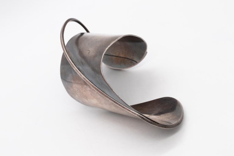 Ed Wiener 1948 New York Aerodynamic Constructivist Sculptural Cuff in ...
