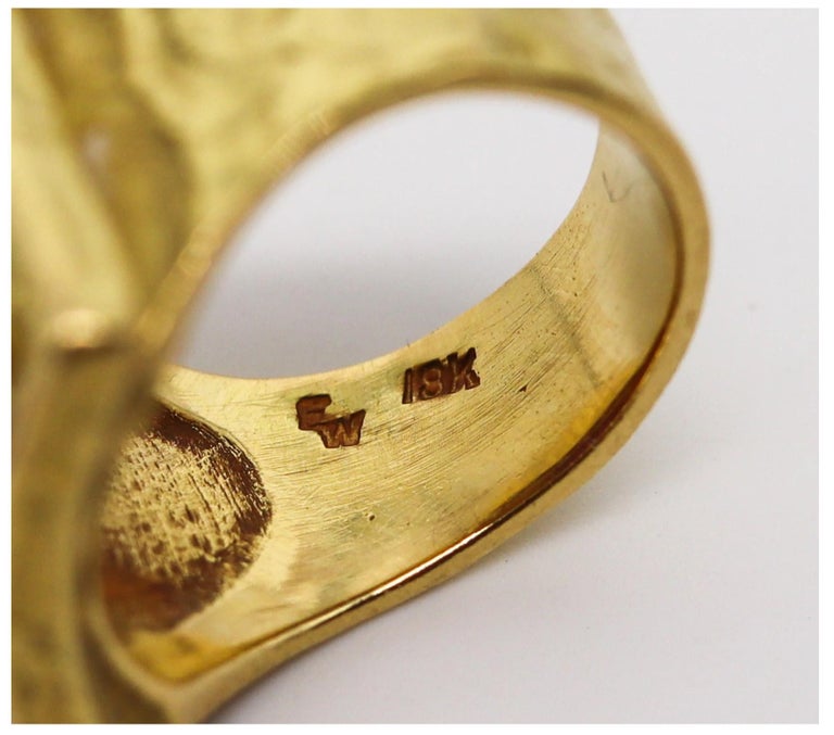 Ed Wiener 1970 Sculptural Cocktail Ring in 18Kt Yellow Gold with Vivid ...