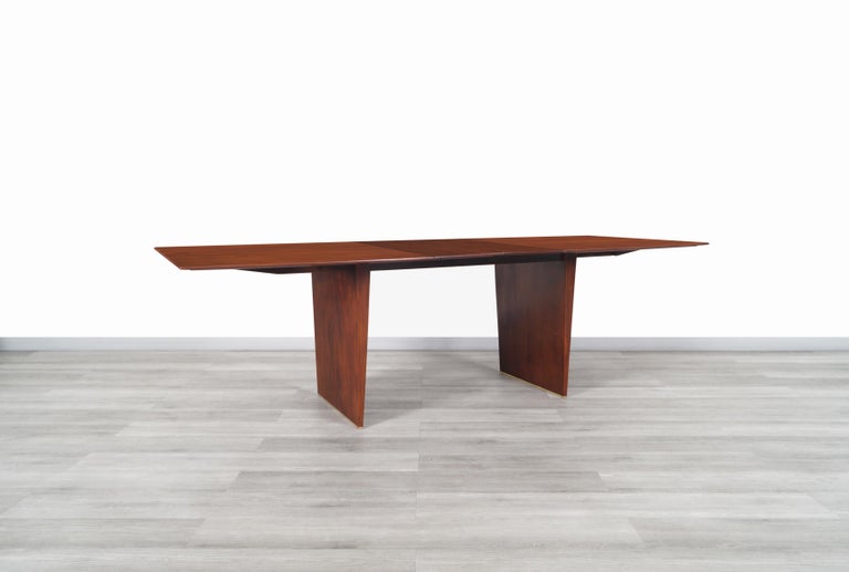 Edward Wormley Expandable Walnut Dining Table for Dunbar For Sale at 1stDibs
