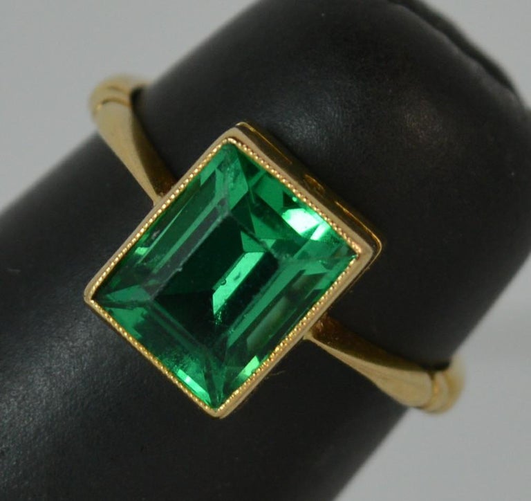 Edwardian 18 Carat Gold and Vibrant Green Paste Solitaire Ring at 1stDibs