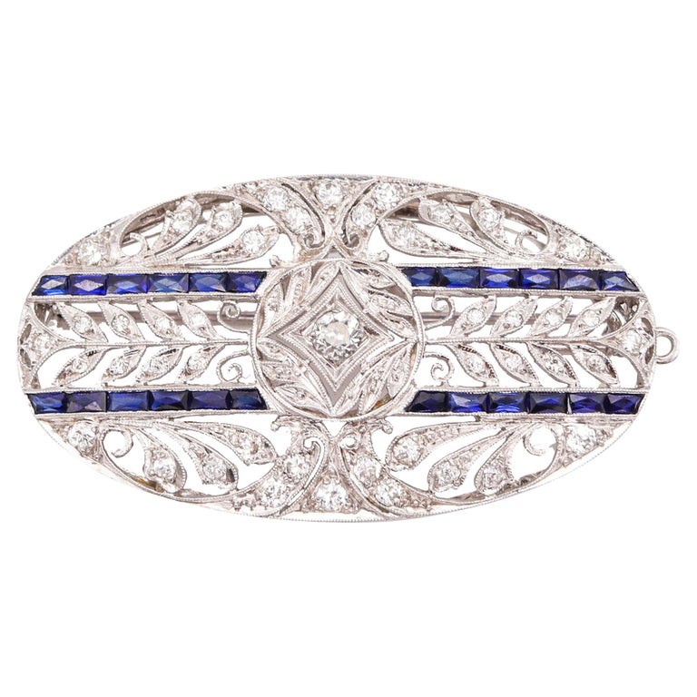 Edwardian 1910 Pendant Brooch in Platinum with 2.35 Ctw in Diamonds and ...