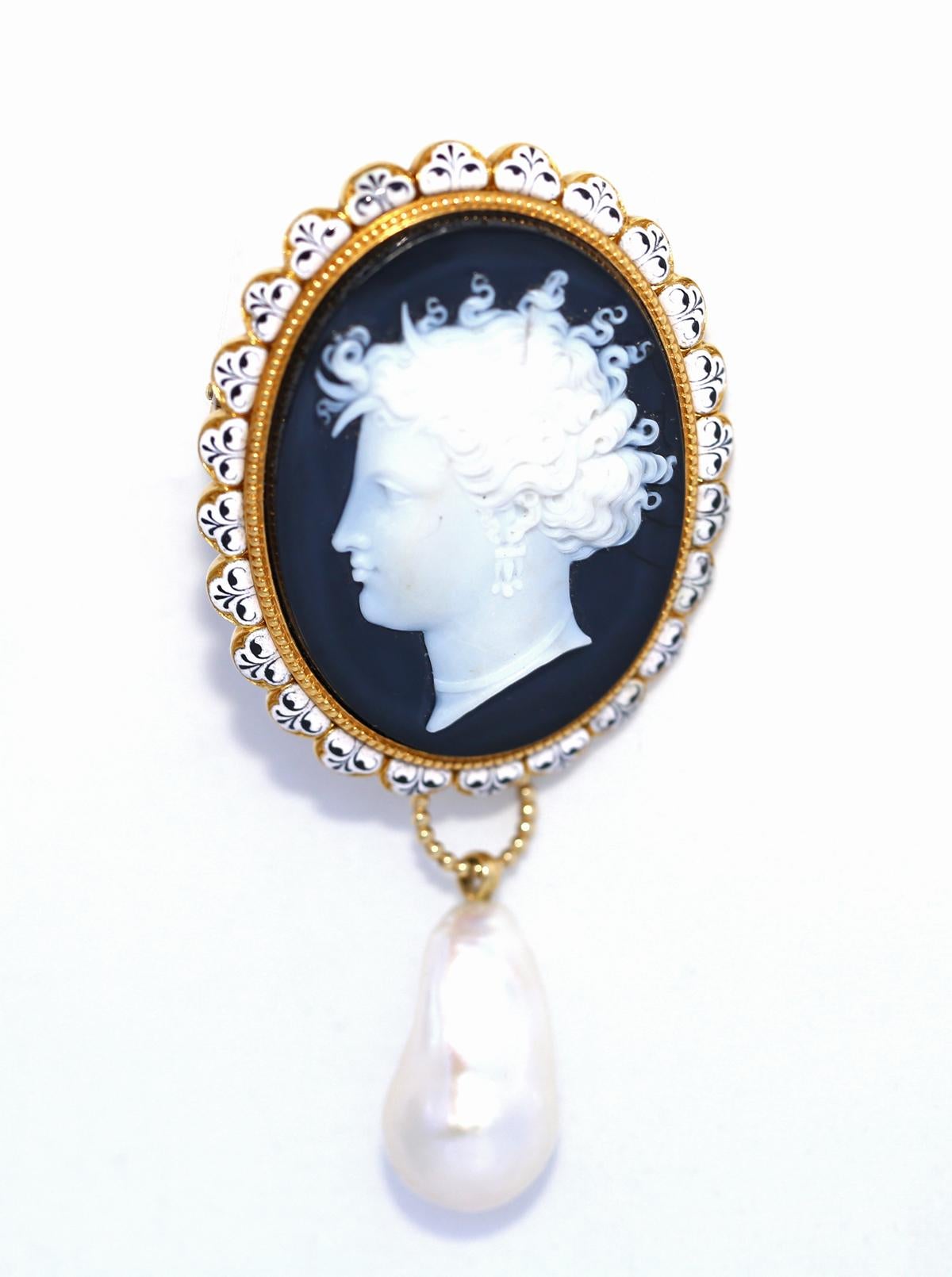 Edwardian Cameo Pearl Brooch Yellow Gold Paul-Victor Lebas, 1910 For ...
