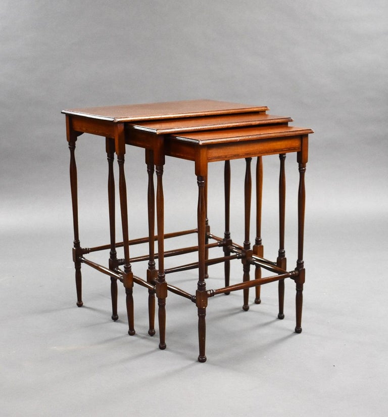 Edwardian Mahogany Nest Three Tables For Sale at 1stDibs