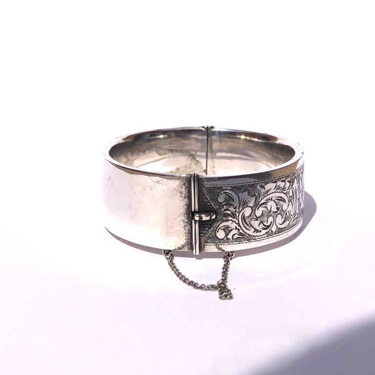 Edwardian Silver Engraved Bangle For Sale at 1stDibs