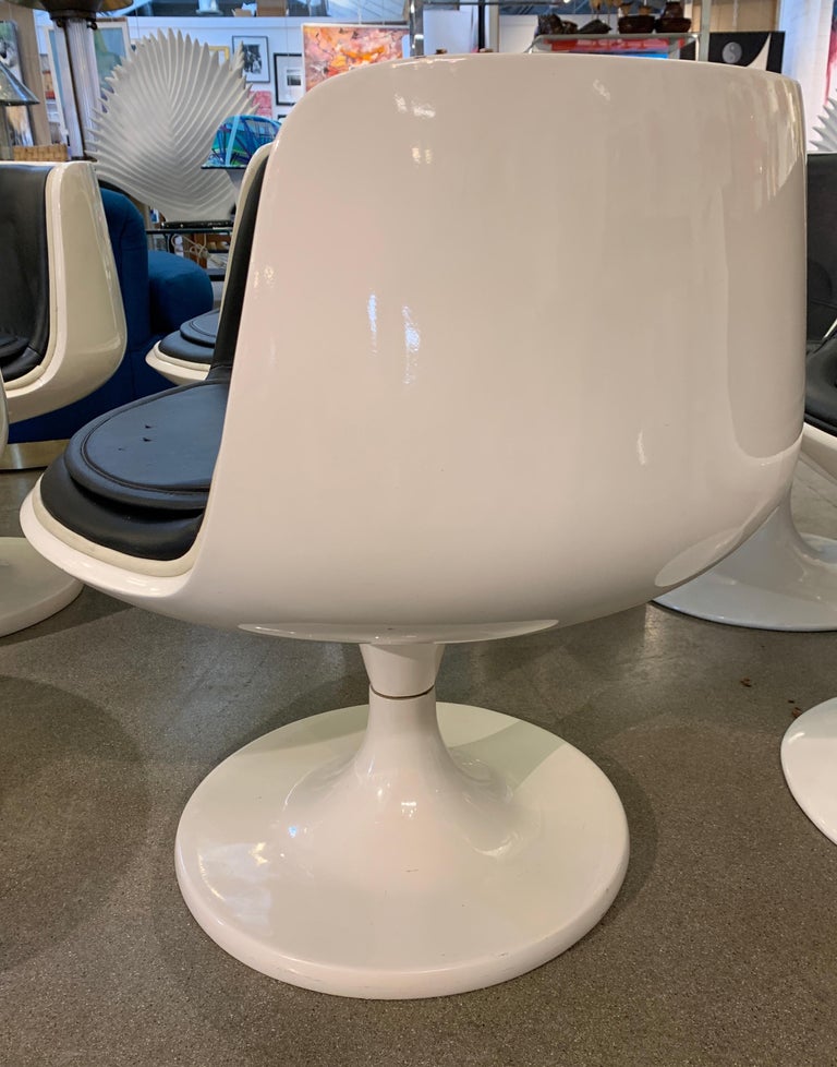 Eero Aarnio Chairs at 1stDibs