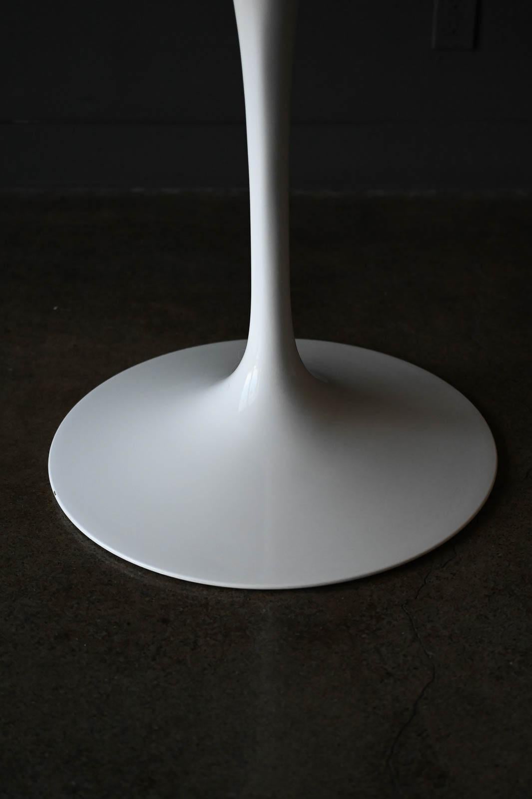 Eero Saarinen for Knoll Italy Tulip Dining Table, circa 2015 For Sale ...