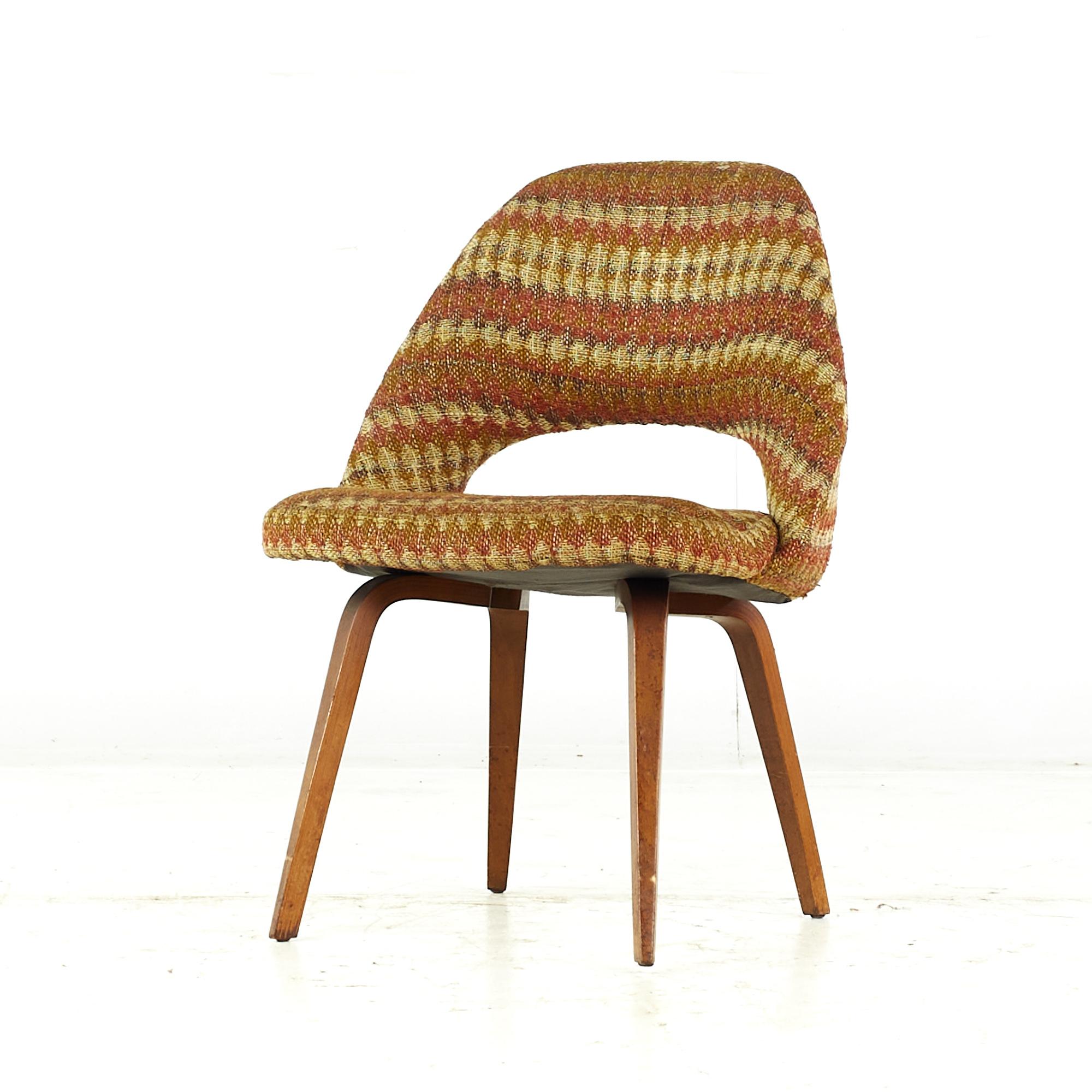 Eero Saarinen for Knoll Mid Century Bentwood Executive Dining Chairs ...