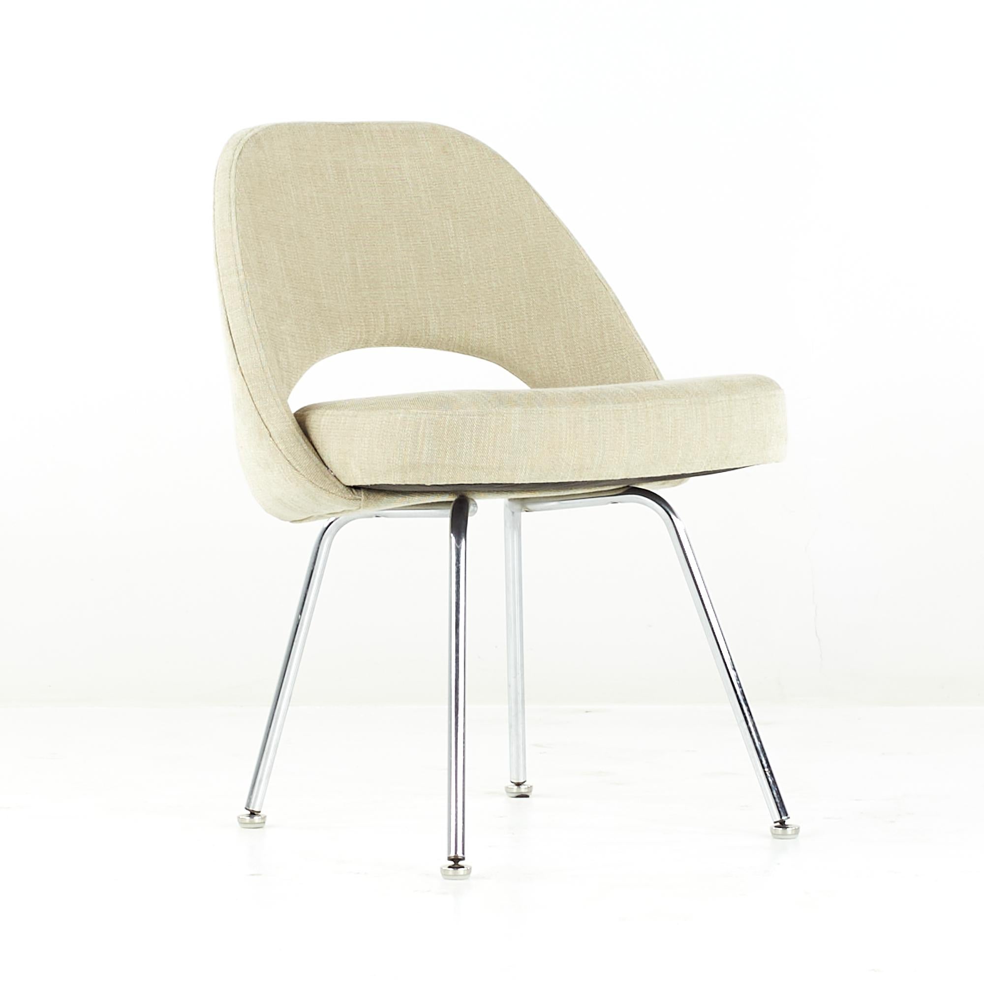 Eero Saarinen for Knoll Midcentury Dining Chairs Metal Legs - Set of 8 ...