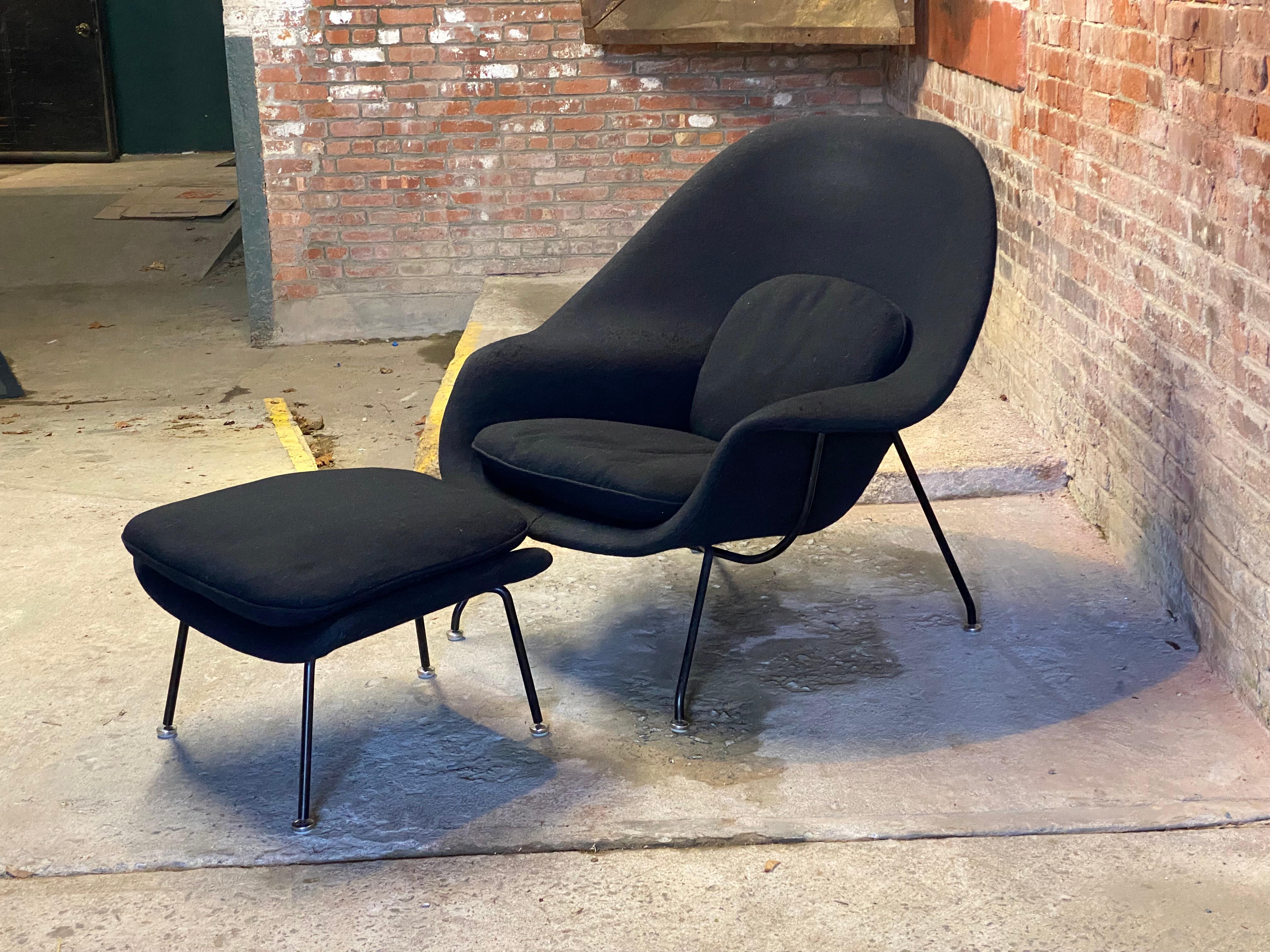 Eero Saarinen for Knoll Womb Chair and Ottoman For Sale at 1stDibs