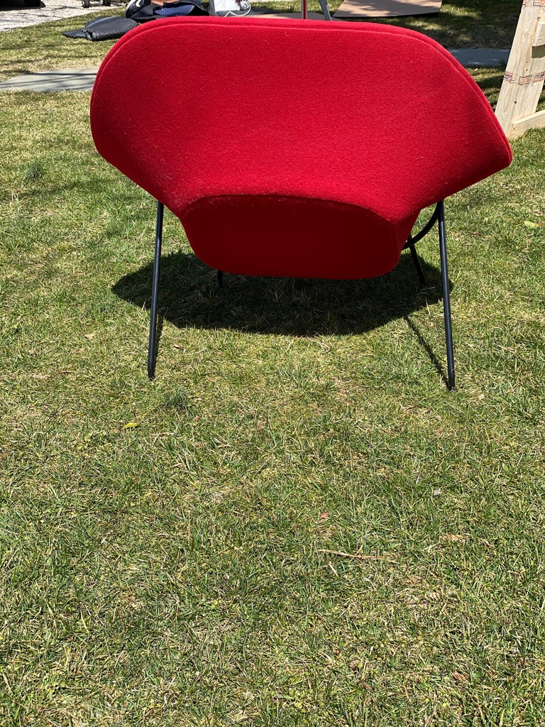 Eero Saarinen Mid-Century Womb Chair and Ottoman by Knoll For Sale at ...