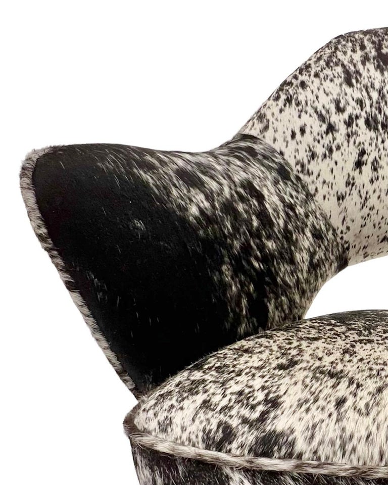 Eero Sarineen Original Executive Armchairs in South African Cow Hide ...