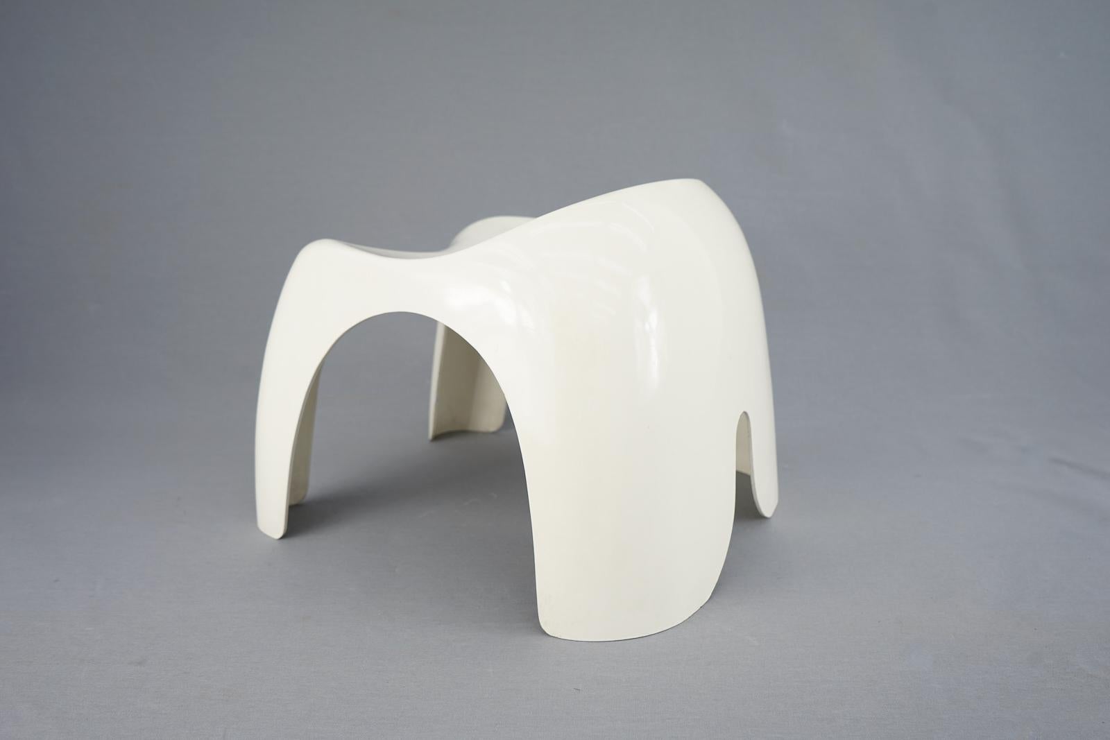 Efebino Fiberglass Childrens Chair Stool by Stacy Dukes for Artemide ...