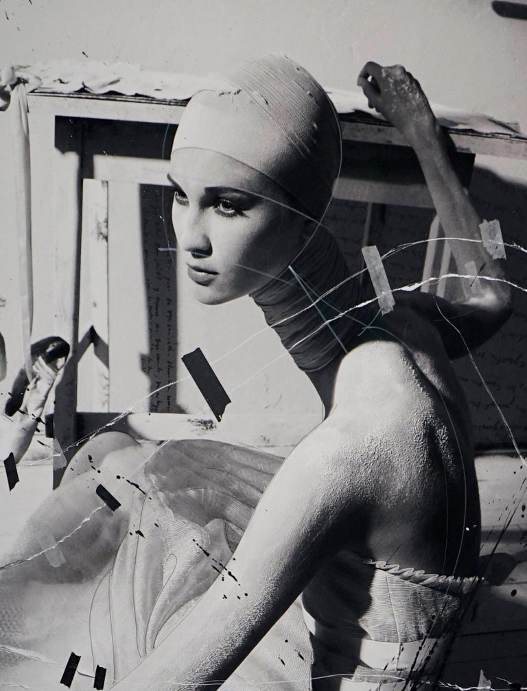 Efren Isaza - Seated Ballet. One of a kind intervened photograph ...