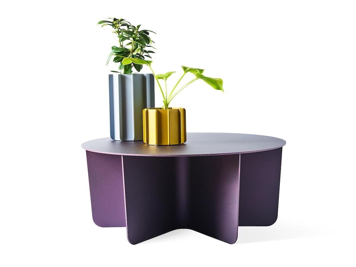 Eggplant Aluminum Round Coffee Table For Sale at 1stDibs