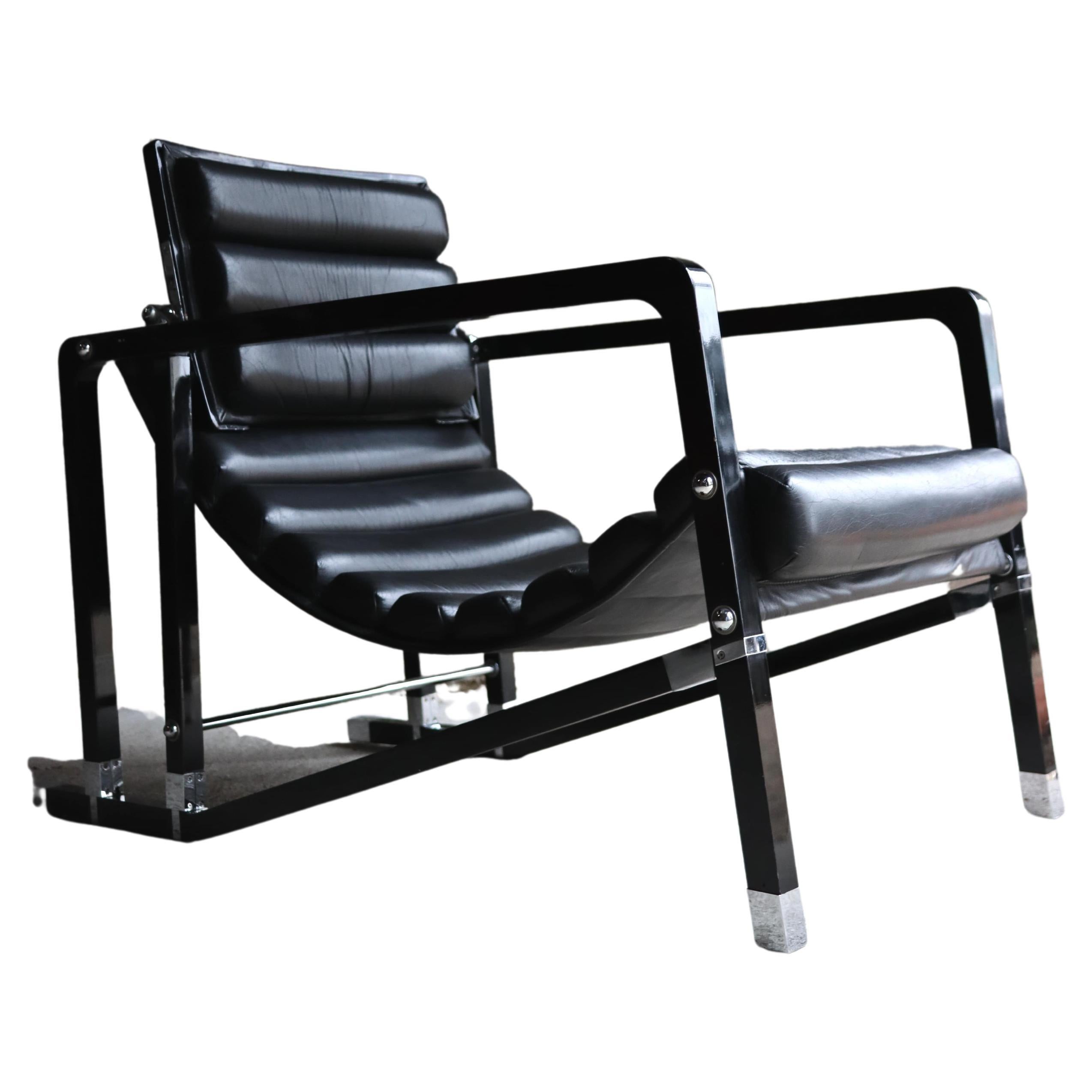 Eileen Gray's Transat Chair at 1stDibs