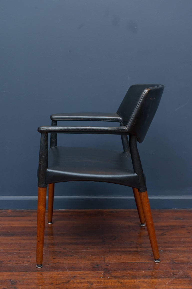 Ejner Larsen and Askel Bender Madsen Lounge Chair for Willy Beck at 1stDibs