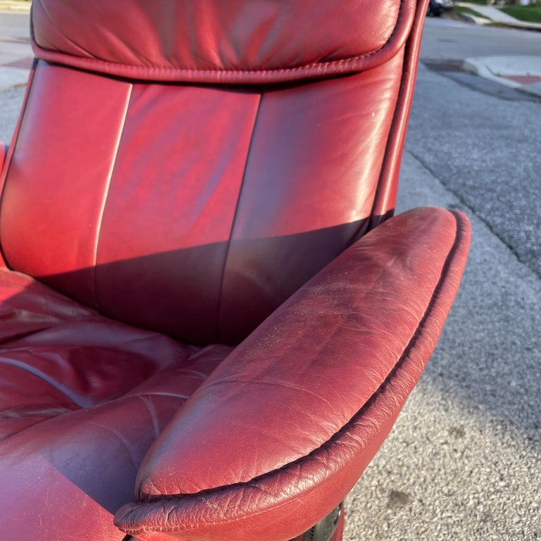 Ekornes Stressless Admiral Maroon Leather Recliner and Ottoman For Sale ...