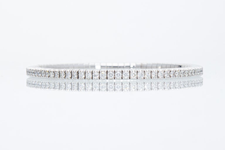 Elastic Bracelet With 2 85 Ct Of Diamonds 18 Kt White Gold Bracelet