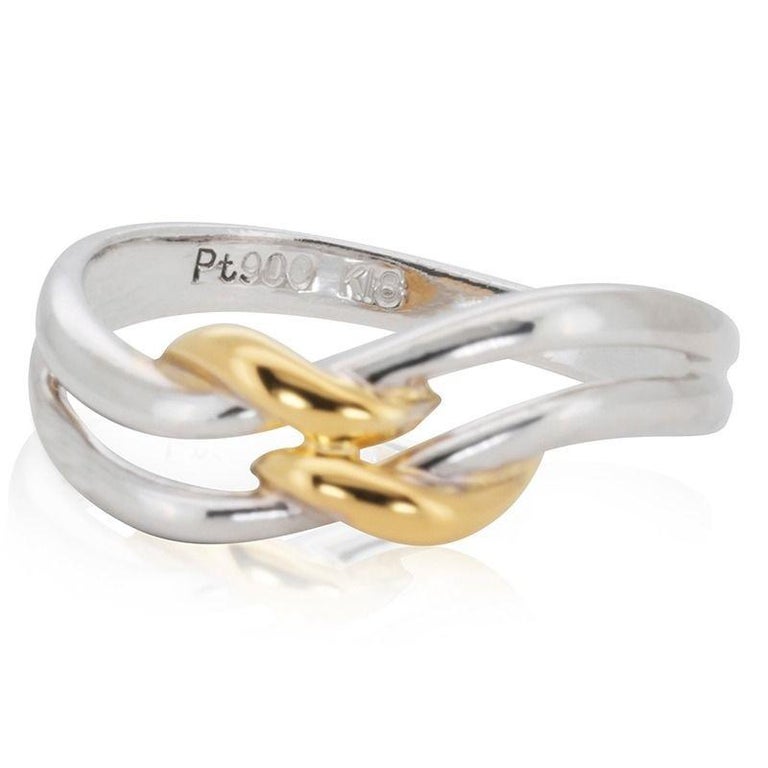 Elegant 18k Yellow Gold Ring Two Tone Knot Ring For Sale at 1stDibs