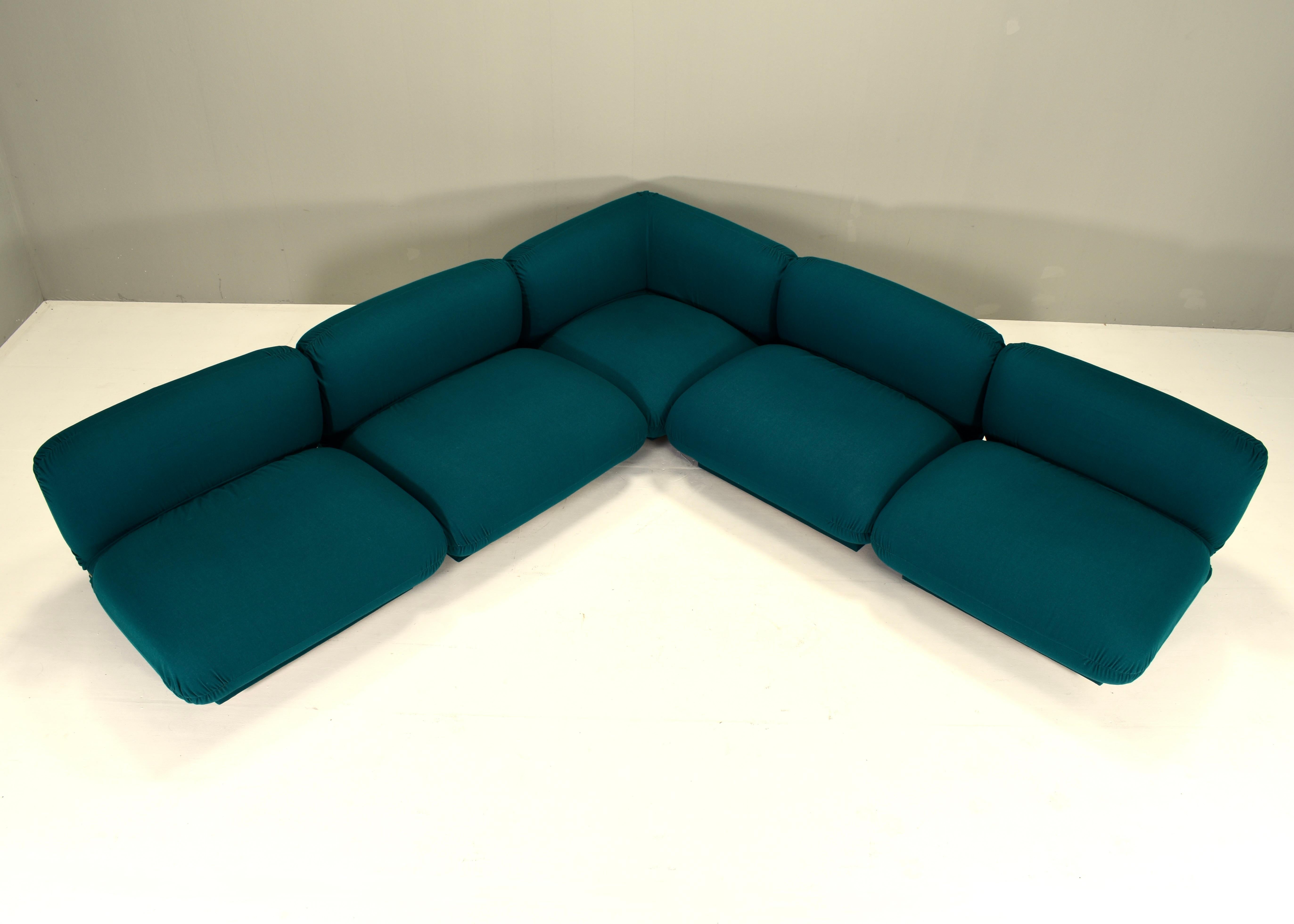 Elegant 1970's Italian sectional sofa in original green felt - Italy ...