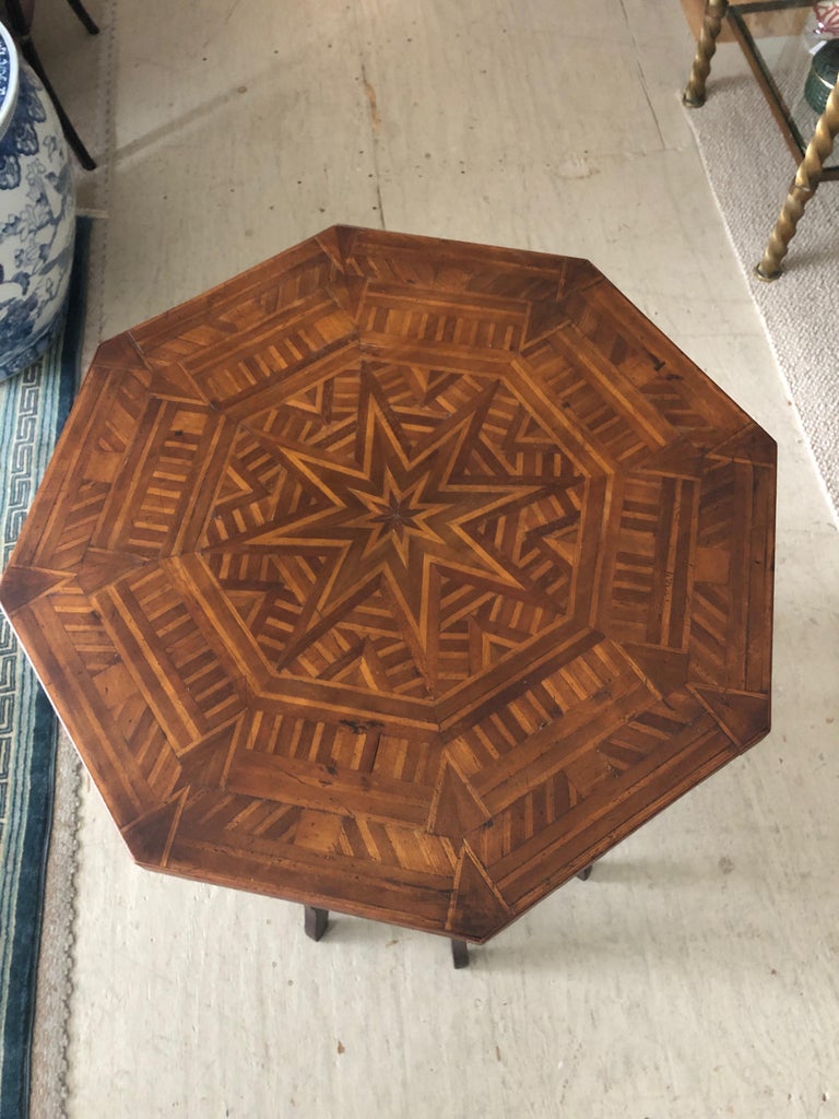 Elegant Antique Octagonal Side End Table with Inlaid Starburst Design ...