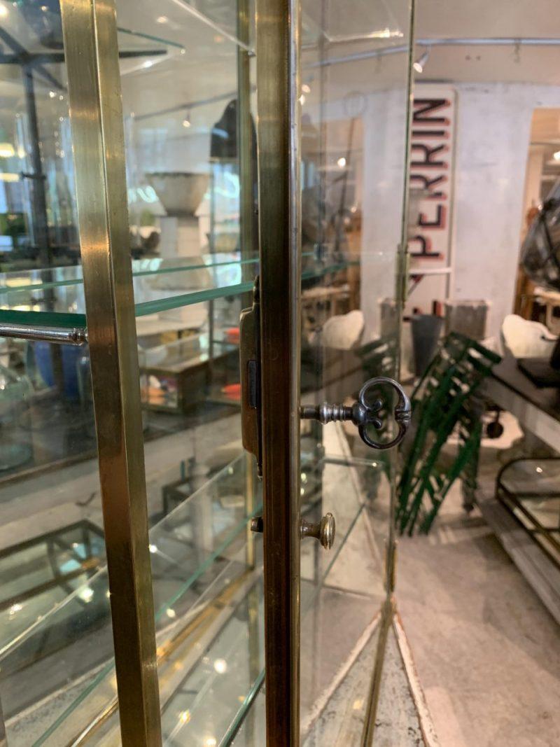 Elegant Brass Wall Display Cabinet-Early 20th Century France at 1stDibs ...