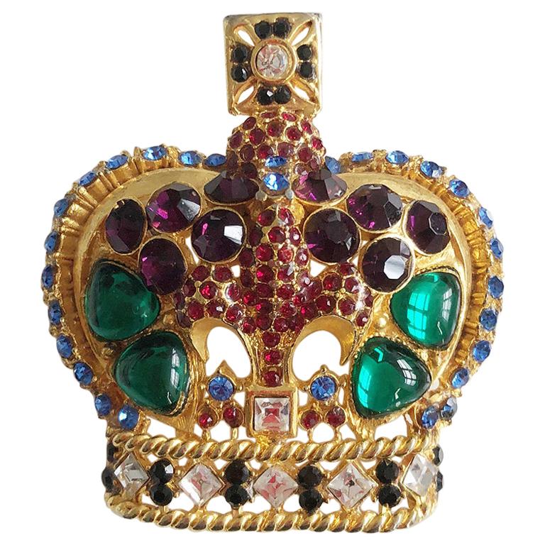 Elegant crown brooch by Gianni Versace with stones, 1980s at 1stDibs