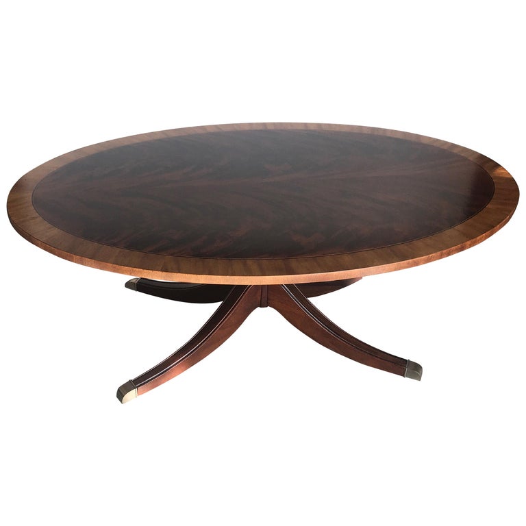 Elegant Mahogany and Satinwood Oval Cocktail Table at 1stDibs