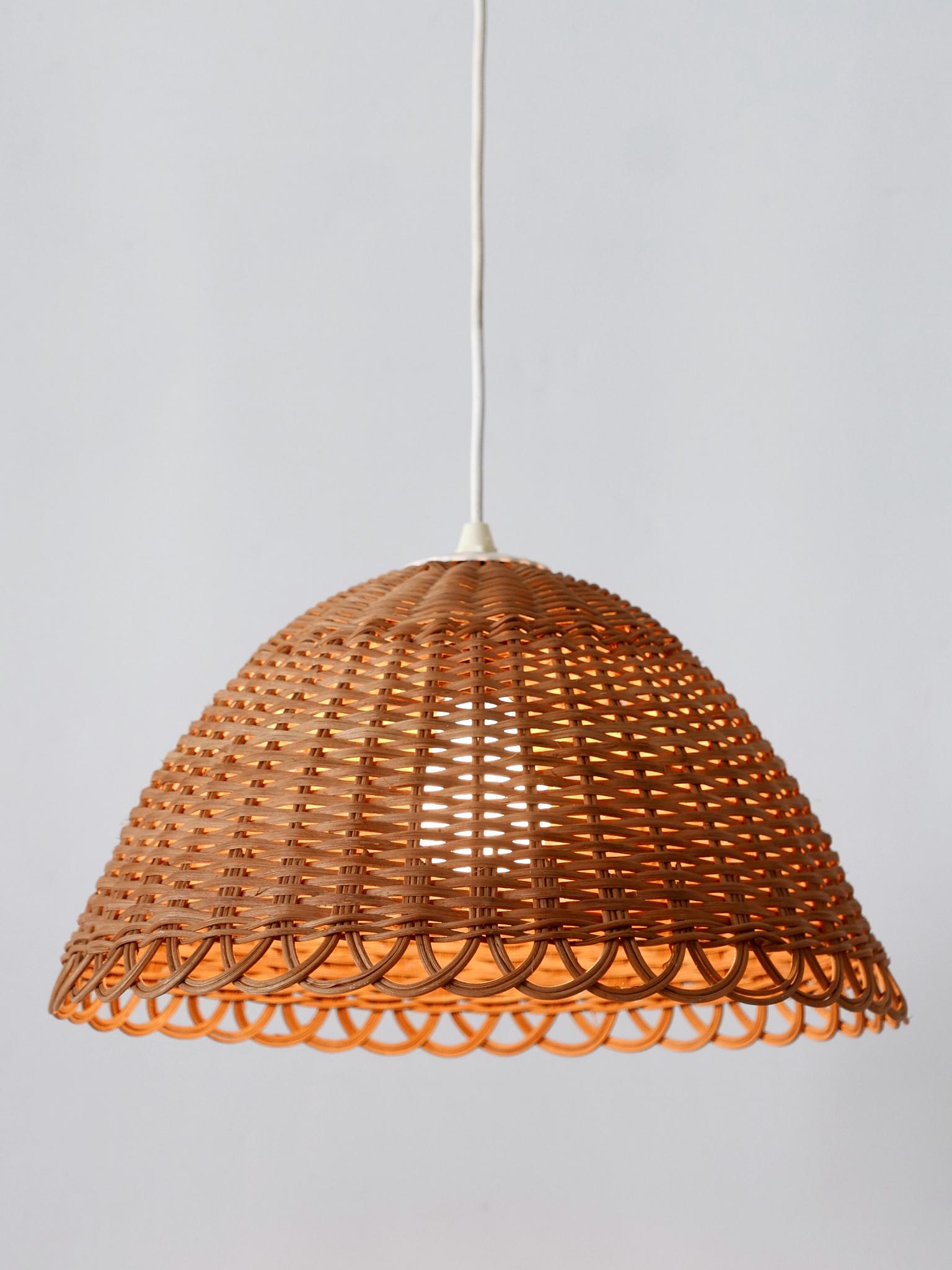 Elegant Mid-Century Modern Rattan Pendant Lamp Hanging Light ...