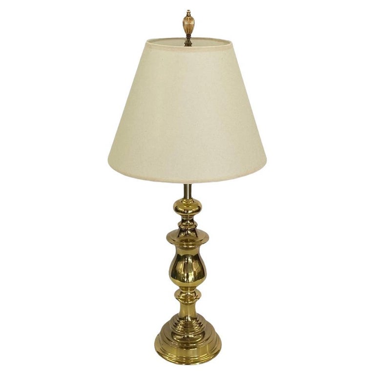 Elegant Mid-Century Modern Brass Table Lamp with Shade For Sale at 1stDibs