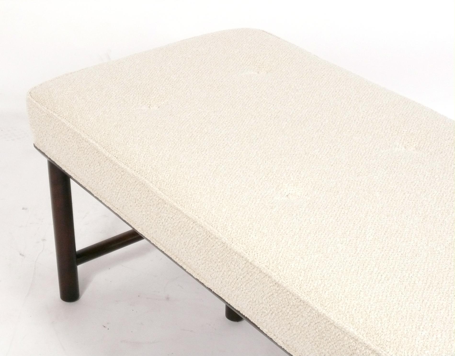 Elegant Modern Bench by T.H. Robsjohn Gibbings For Sale at 1stDibs