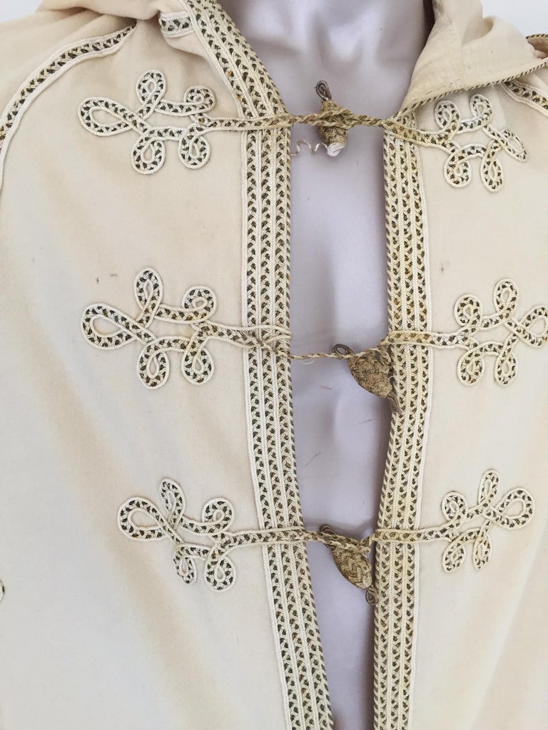 Elegant Moroccan Caftan Hooded Wool Burnous Cape, circa 1970 For Sale ...