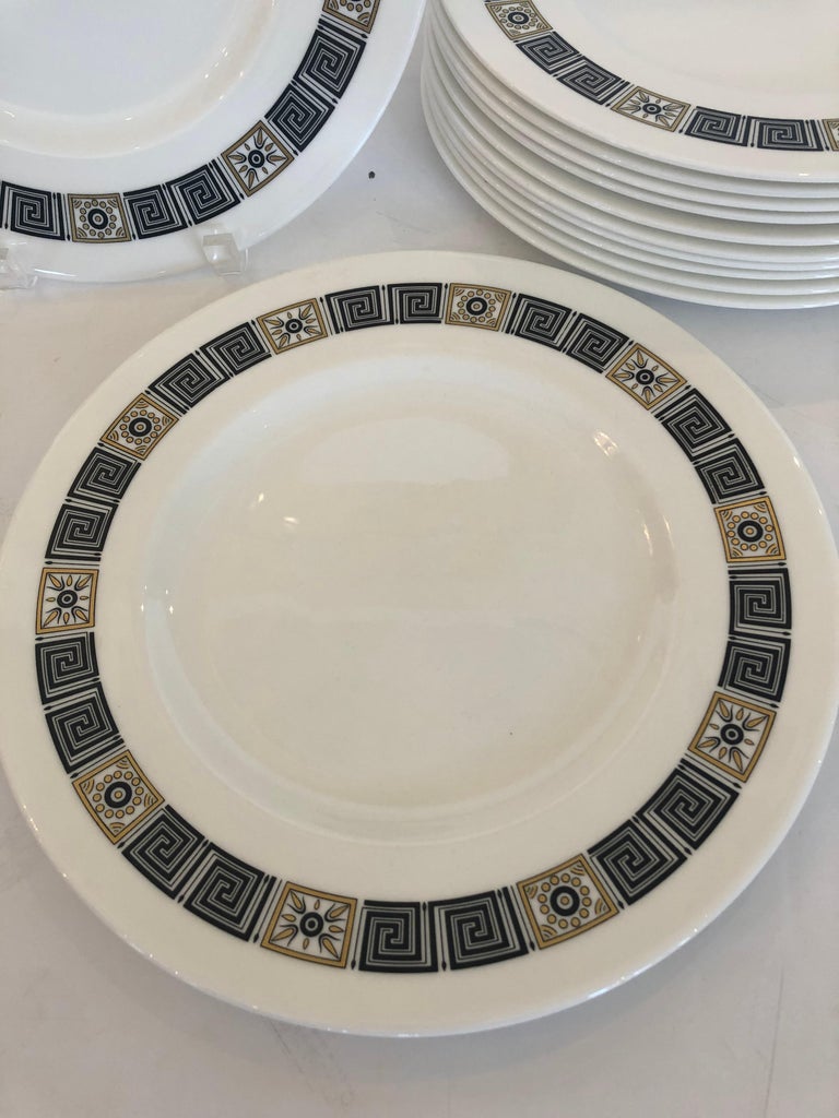 Elegant Set of 12 Wedgewood Greek Key Motife Service Dinner Plates For ...