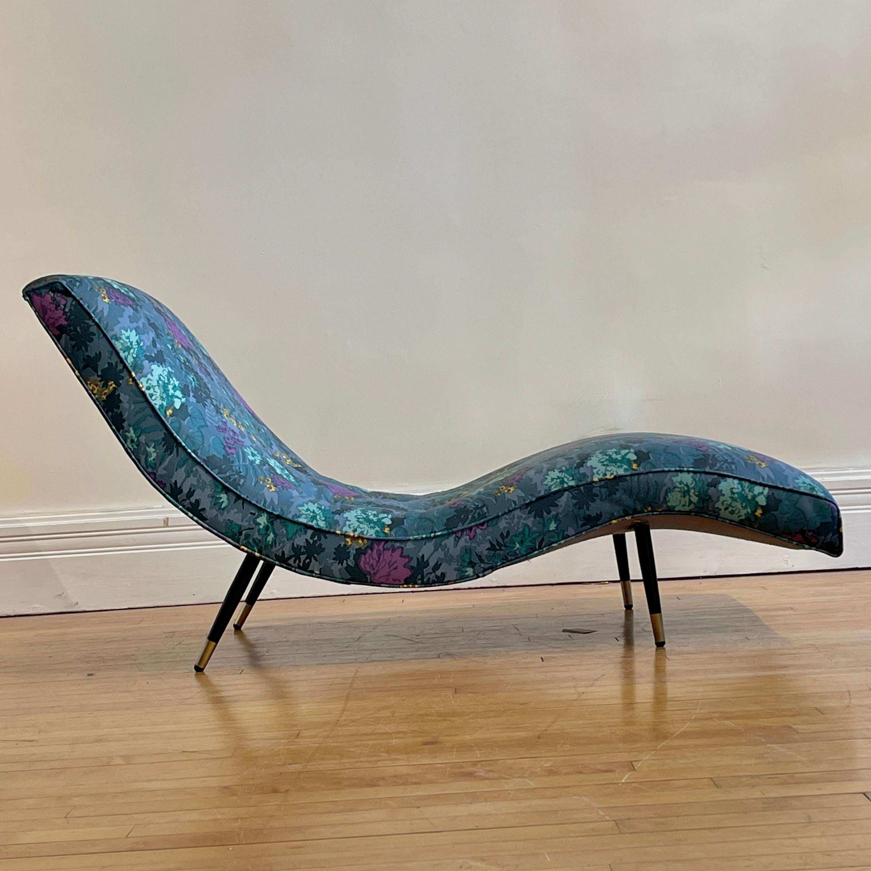 Elegant Sleek MCM Curved Sculptural Lounge Wave Chaise Chair, Pearsall ...