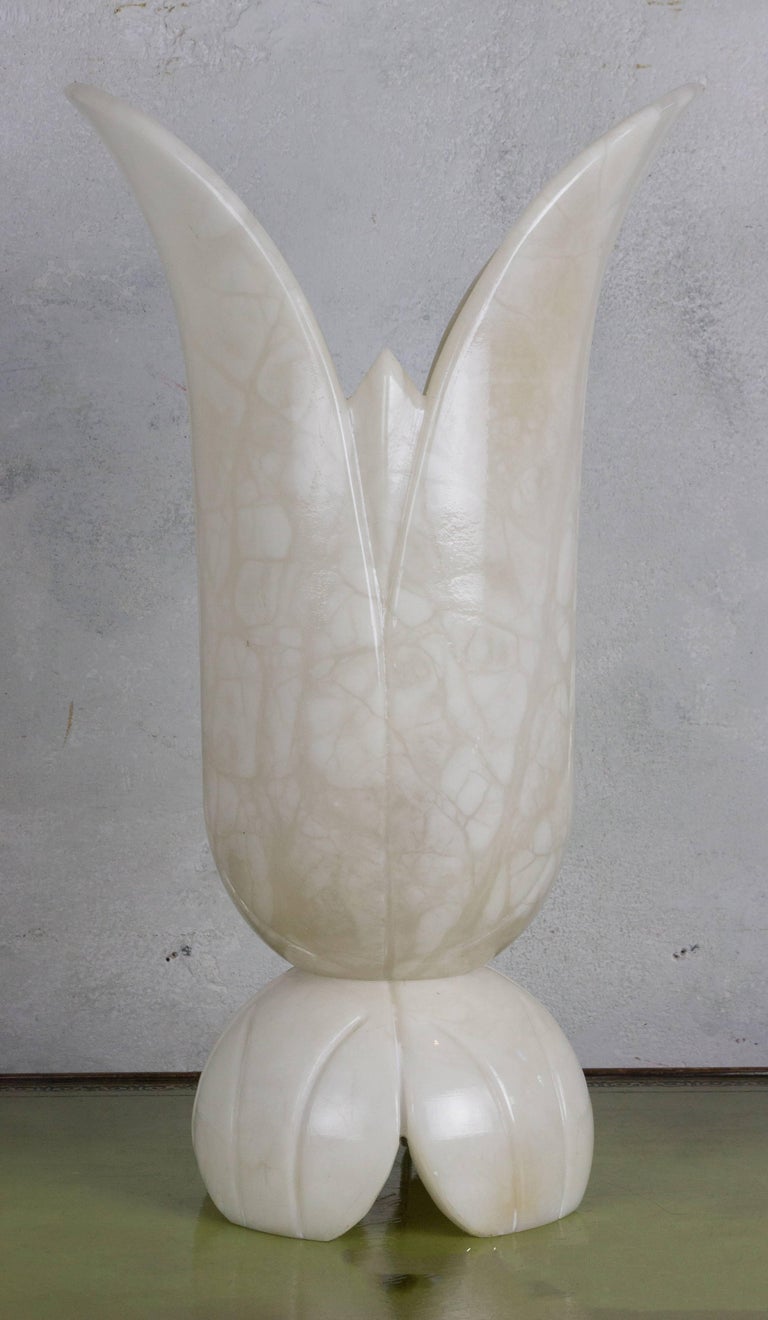 Elegant Stylized Flower Alabaster Lamp For Sale at 1stDibs