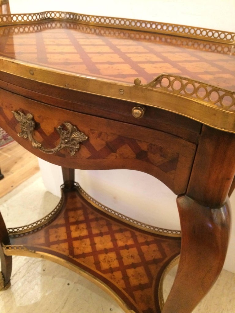 Elegant Theodore Alexander Inlaid Side Table with Drawer at 1stDibs