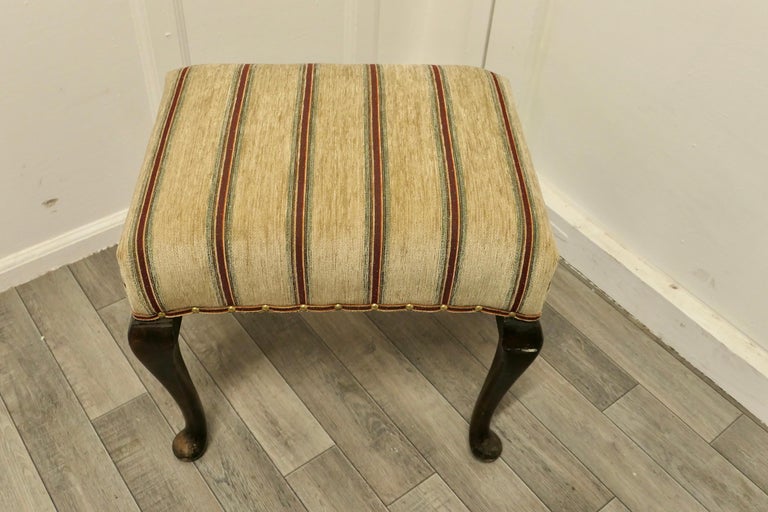 Elegant Victorian Walnut Occasional Stool For Sale at 1stDibs