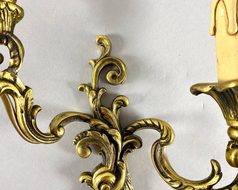 Elegant Vintage Gilt Brass Wall Sconce Two Arm Single Wall Lamp For ...