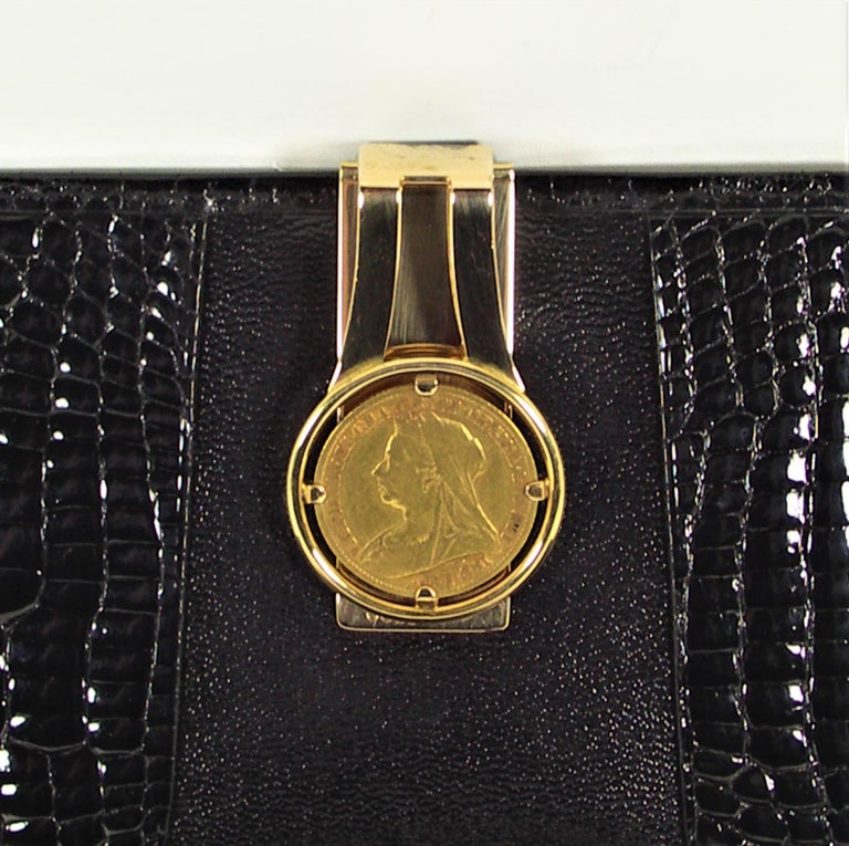 Elegant Vintage Gucci Leather Checkbook Wallet with Solid Gold Coin ...