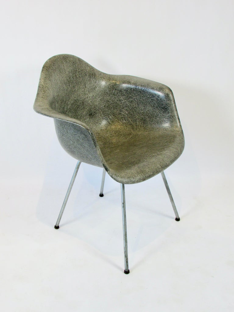 Elephant Grey Eames Zenith Herman Miller Dax Chair on Galvanized Base ...
