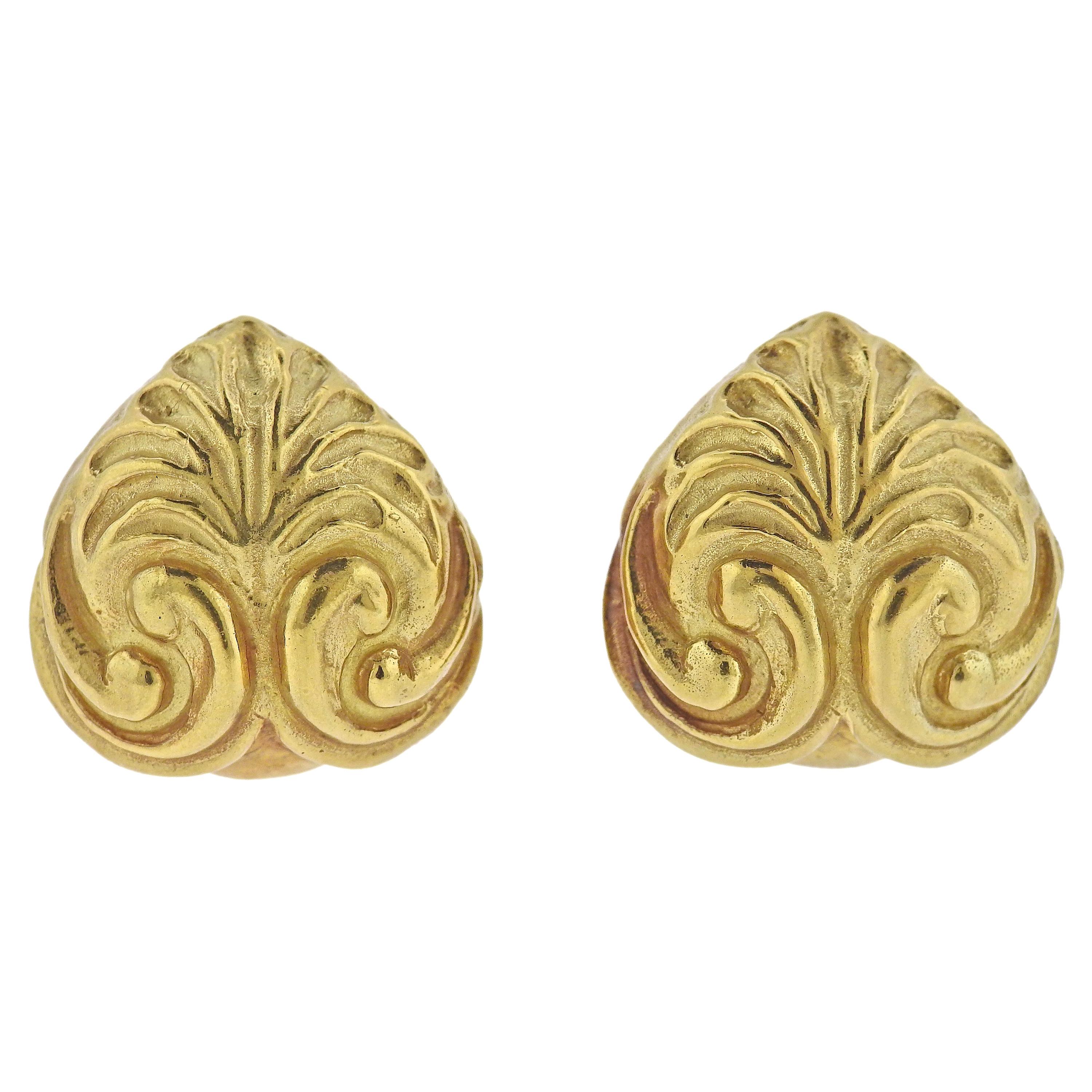 ELIZABETH LOCKE Venetian Glass Intaglio Carved Yellow Gold Earrings at ...
