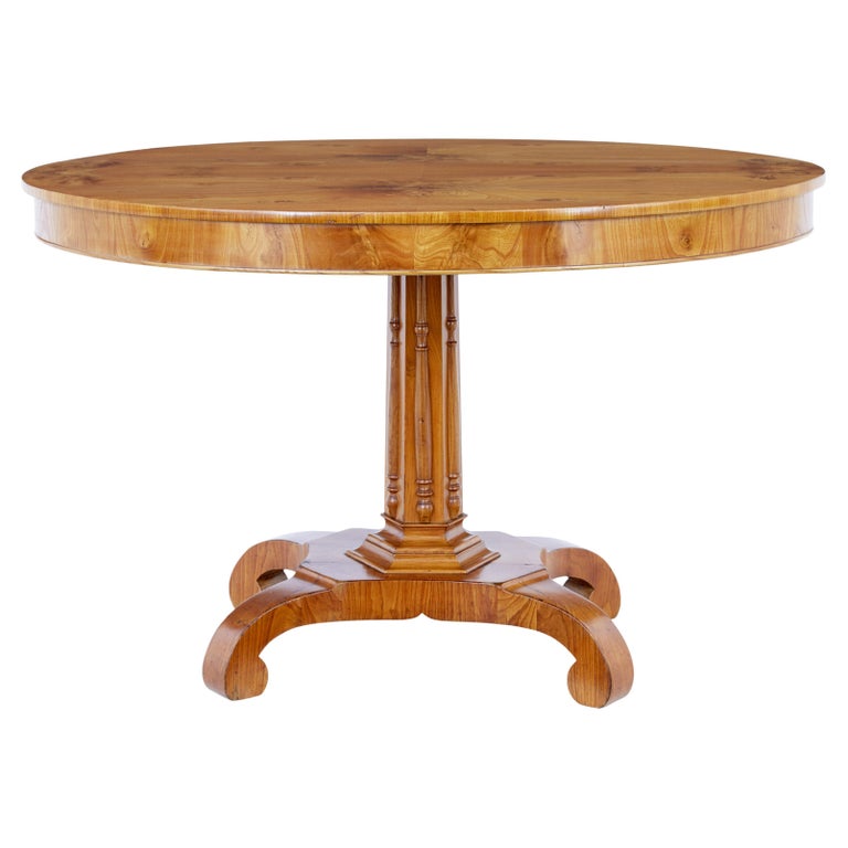Elm Scandinavian 19th Century Oval Center Table For Sale at 1stDibs