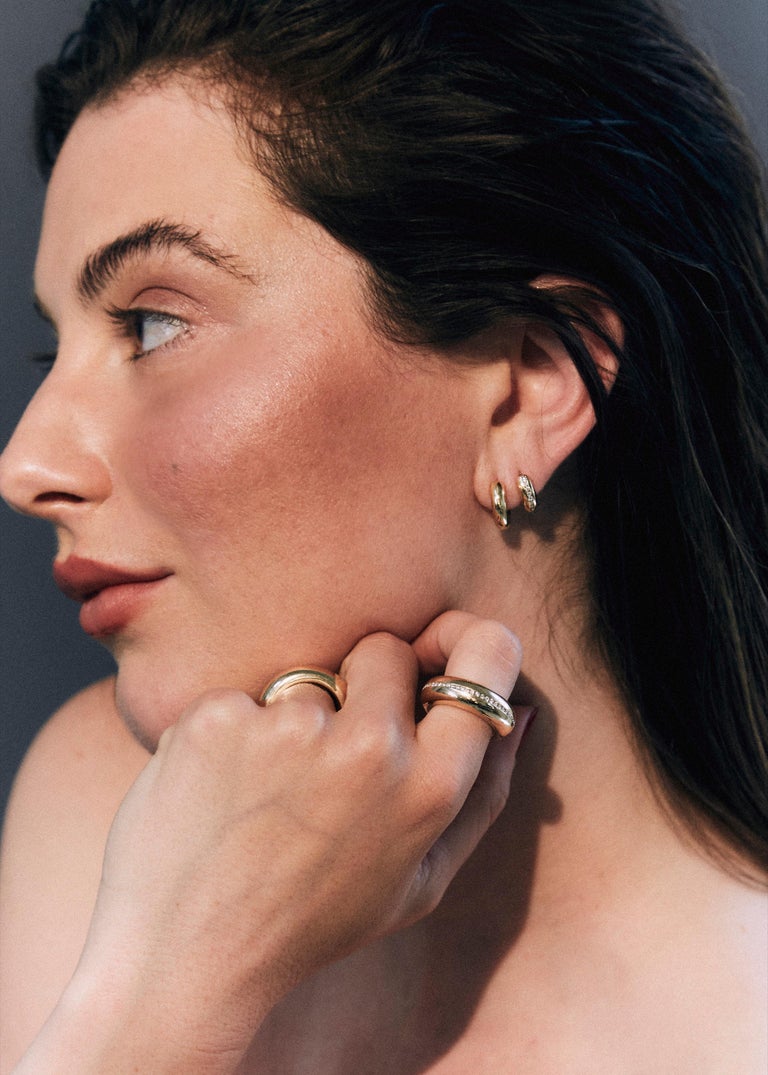 Customizable E.M. Diamond Channel Ring in 18K Yellow Gold For Sale at ...